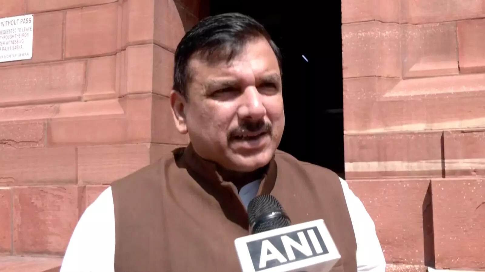 viral video: AAP’s Sanjay Singh likens PM Modi to Nero over viral video ...