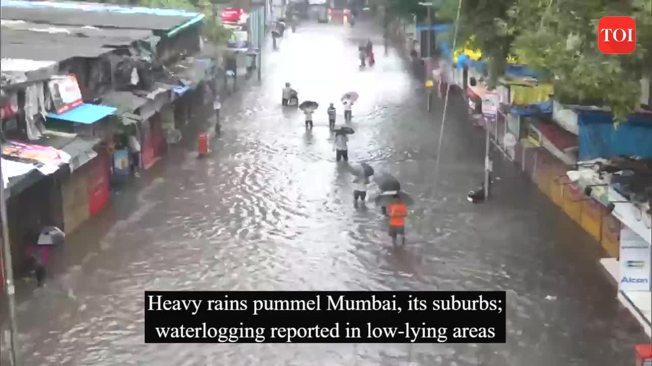 Heavy rain lashes Mumbai again, low-lying areas waterlogged