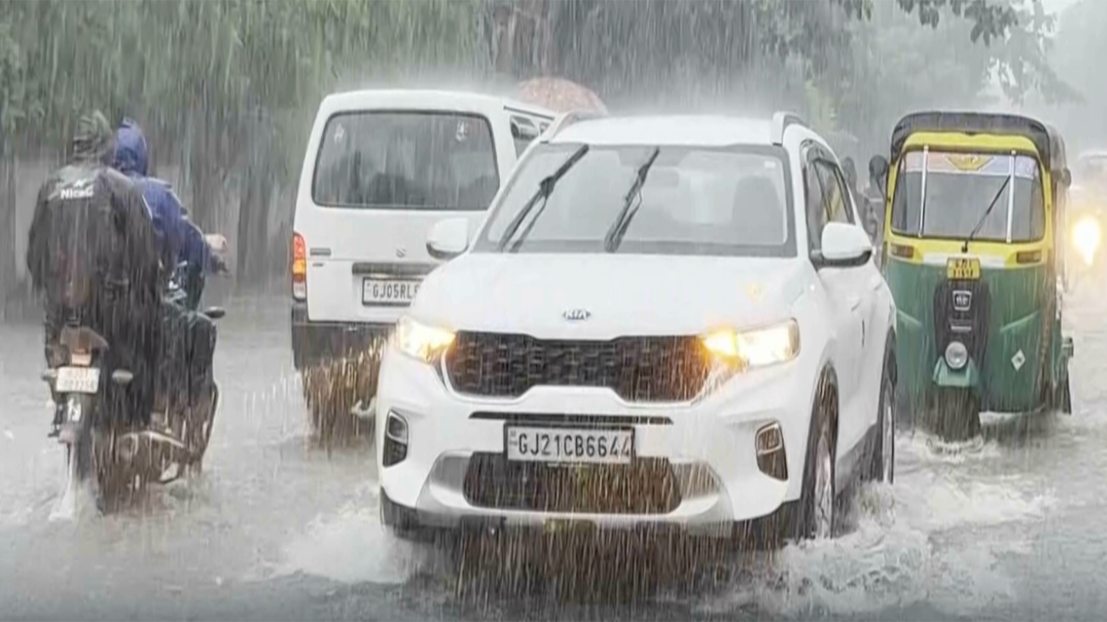 Gujarat Heavy Rainfall Leads To Waterlogging In Several Parts Of Navasari