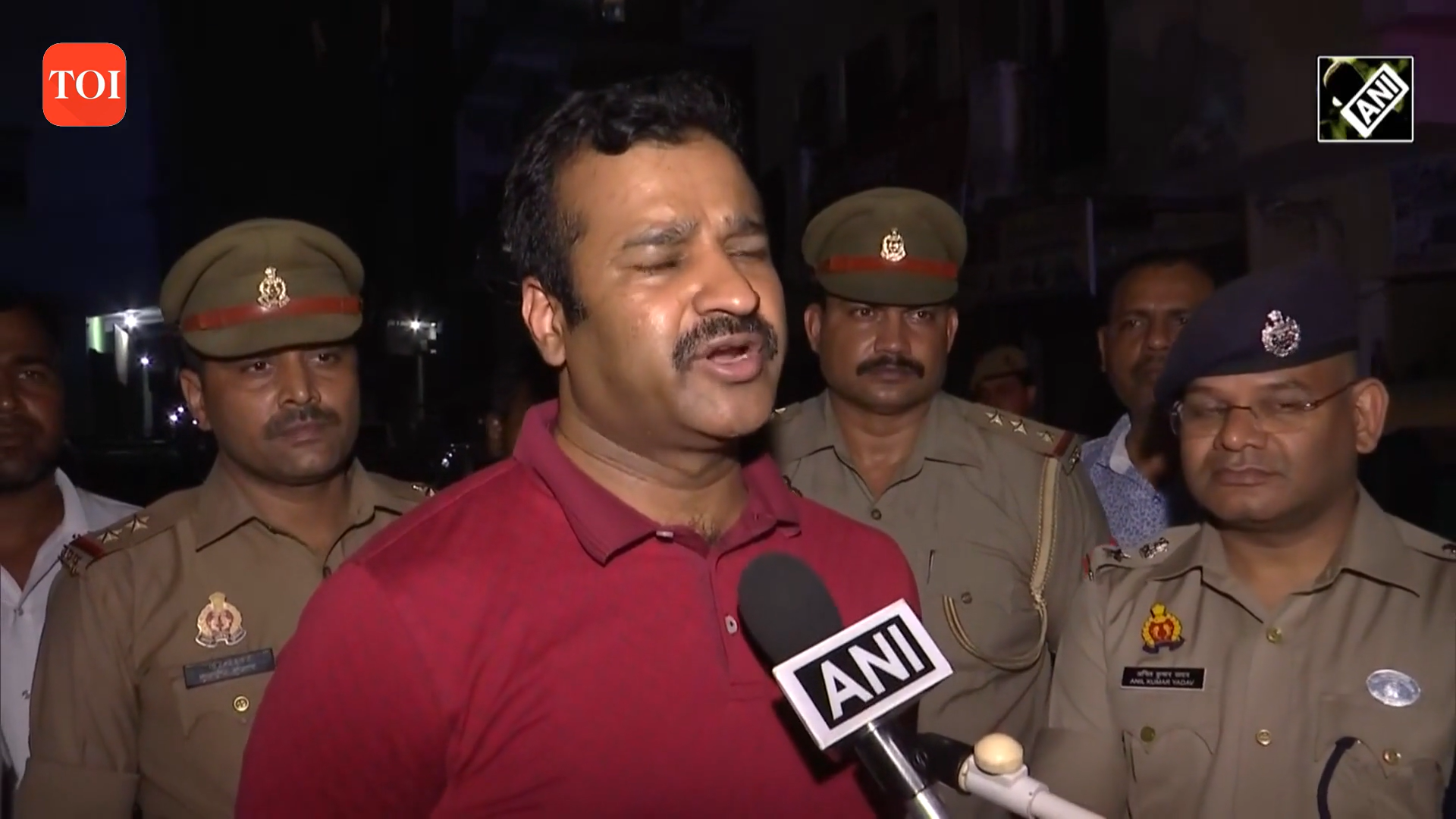 UP: Residents evacuated from low-lying areas of Noida after water level ...