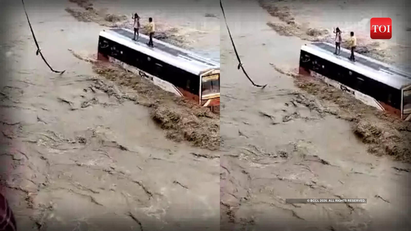 Roadways bus stuck due to heavy flow of Kotwali river, passengers ...