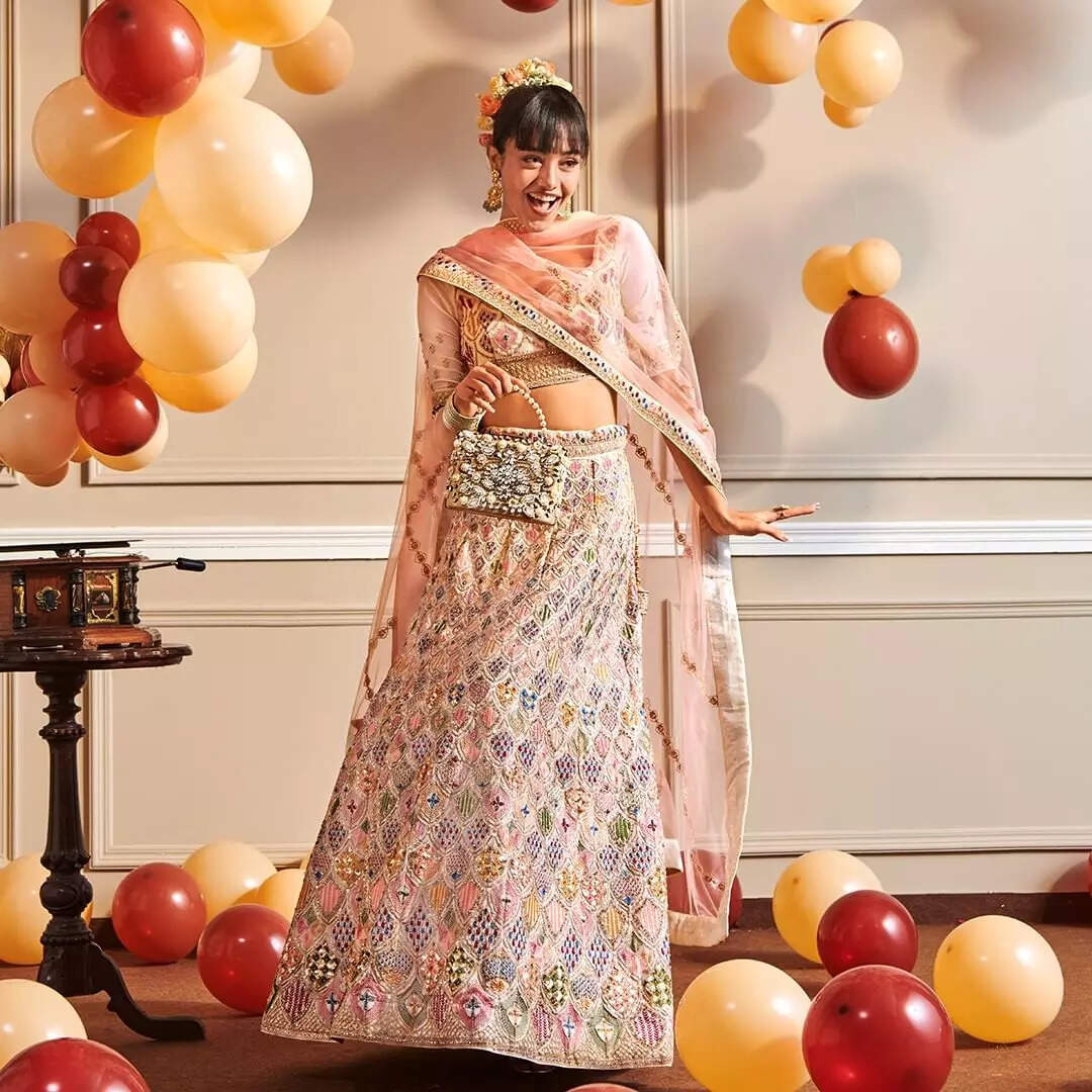 Beauty queens slay in statement-making hues of ethnic PINK!