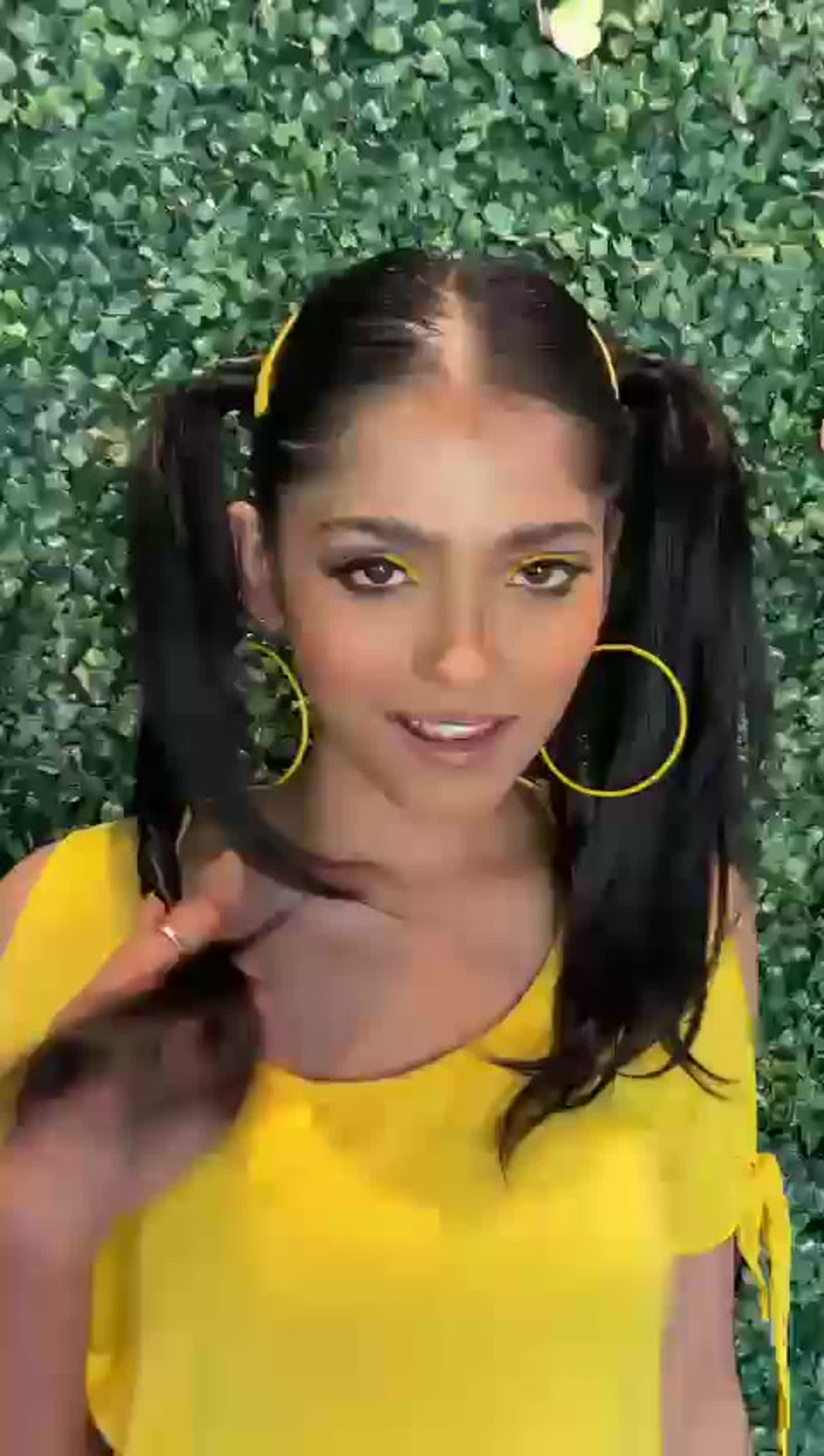 BTS of a photoshoot with Anusha Viswanathan