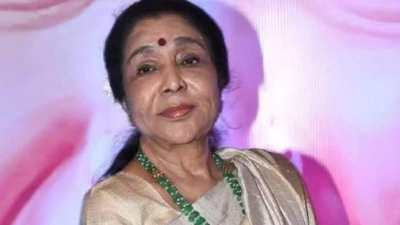 Only I know the history of film industry, says Asha Bhosle