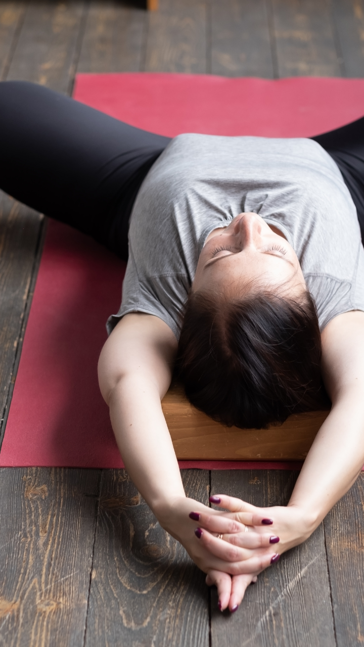 Yoga Pose For Female Organs Trending Yoga Videos With Focus On