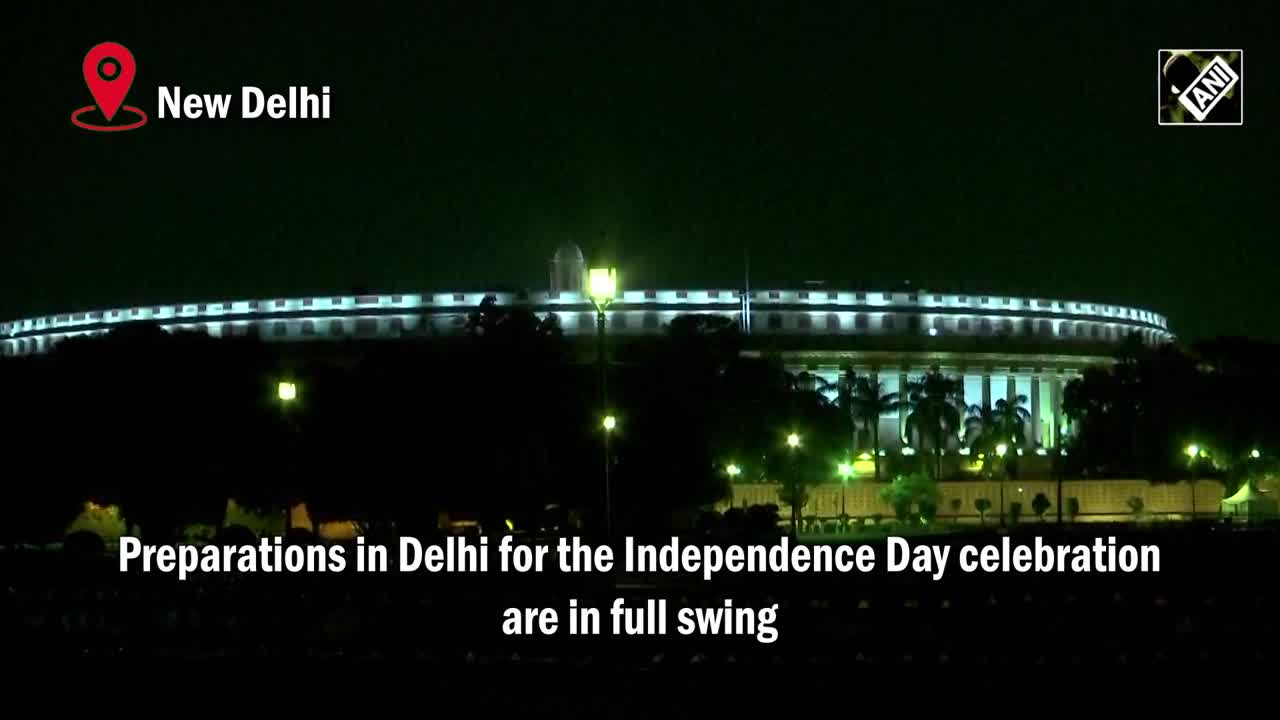 “Out of the world”: Monuments illuminated in Tricolour across Delhi ...