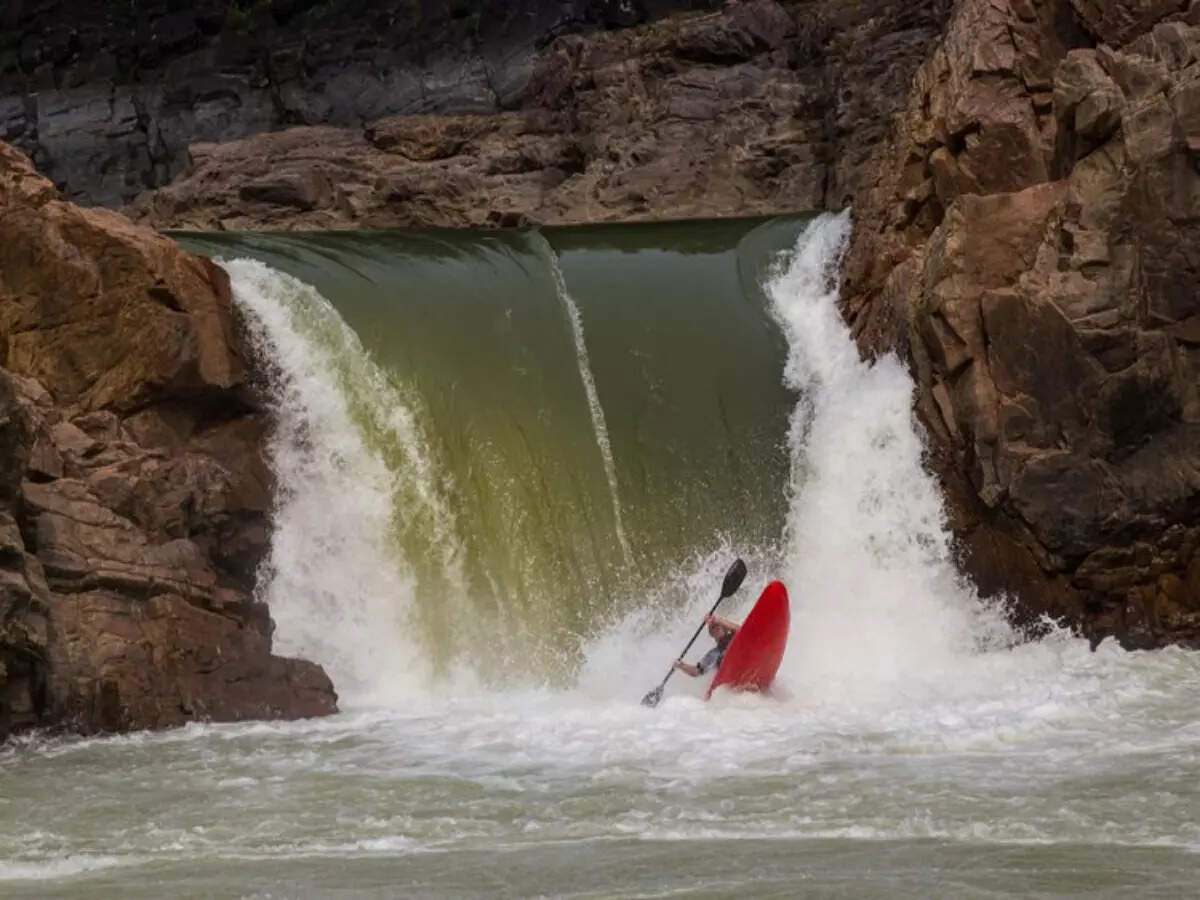 Raging rivers, expert kayakers and more at Megha Kayak Festival in ...