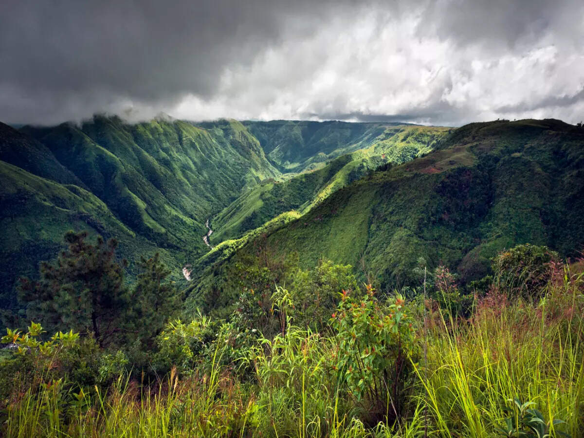 Breathtaking beauty of Laitlum Canyons in Meghalaya, Meghalaya - Times ...