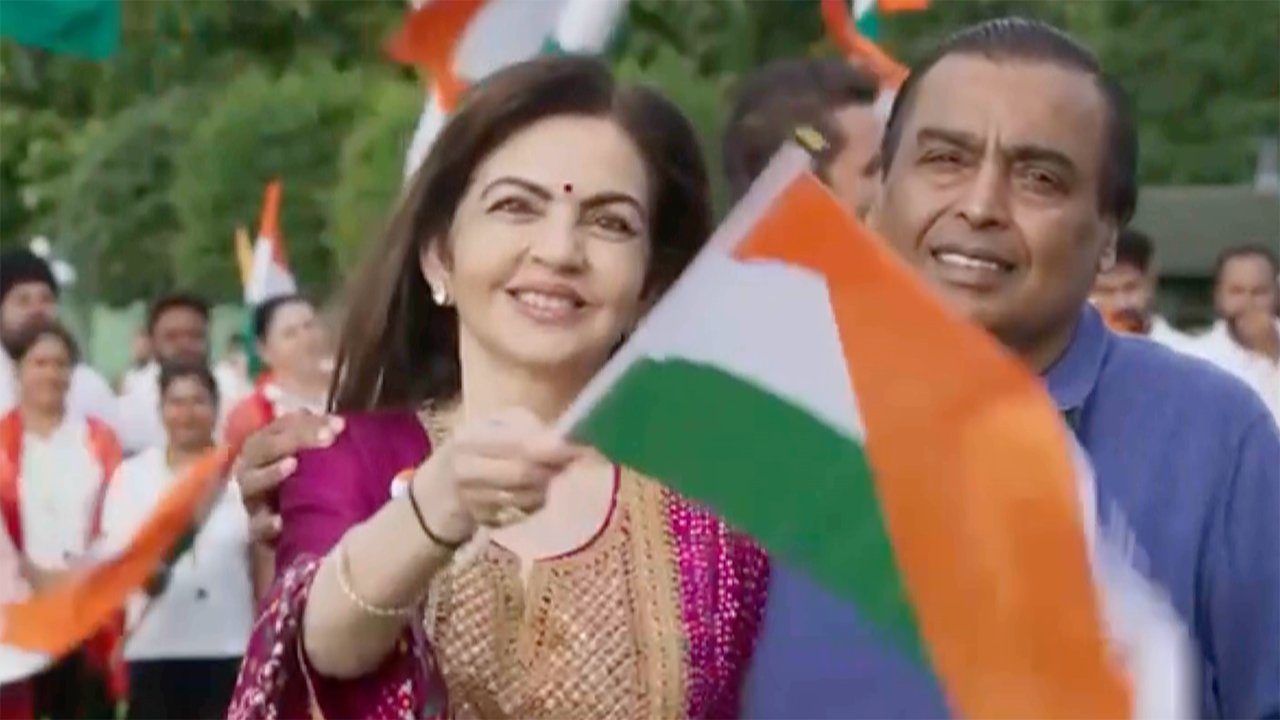 Mukesh Ambani, Nita Ambani’s 77th Independence Day celebrations with family