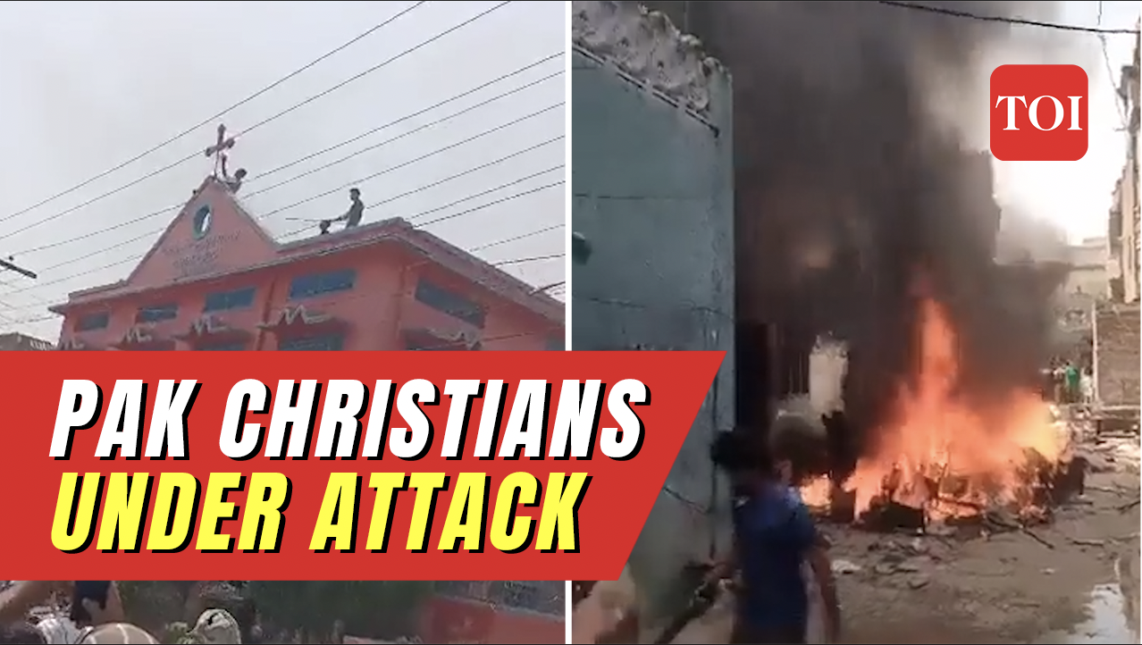 Pakistan: Islamist mobs burn down churches in Faisalabad after ...