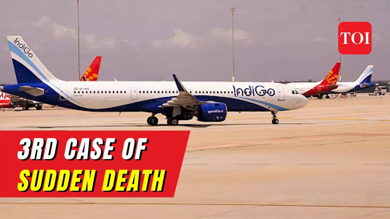 Video: IndiGo pilot collapses and dies at Nagpur airport boarding gate ...