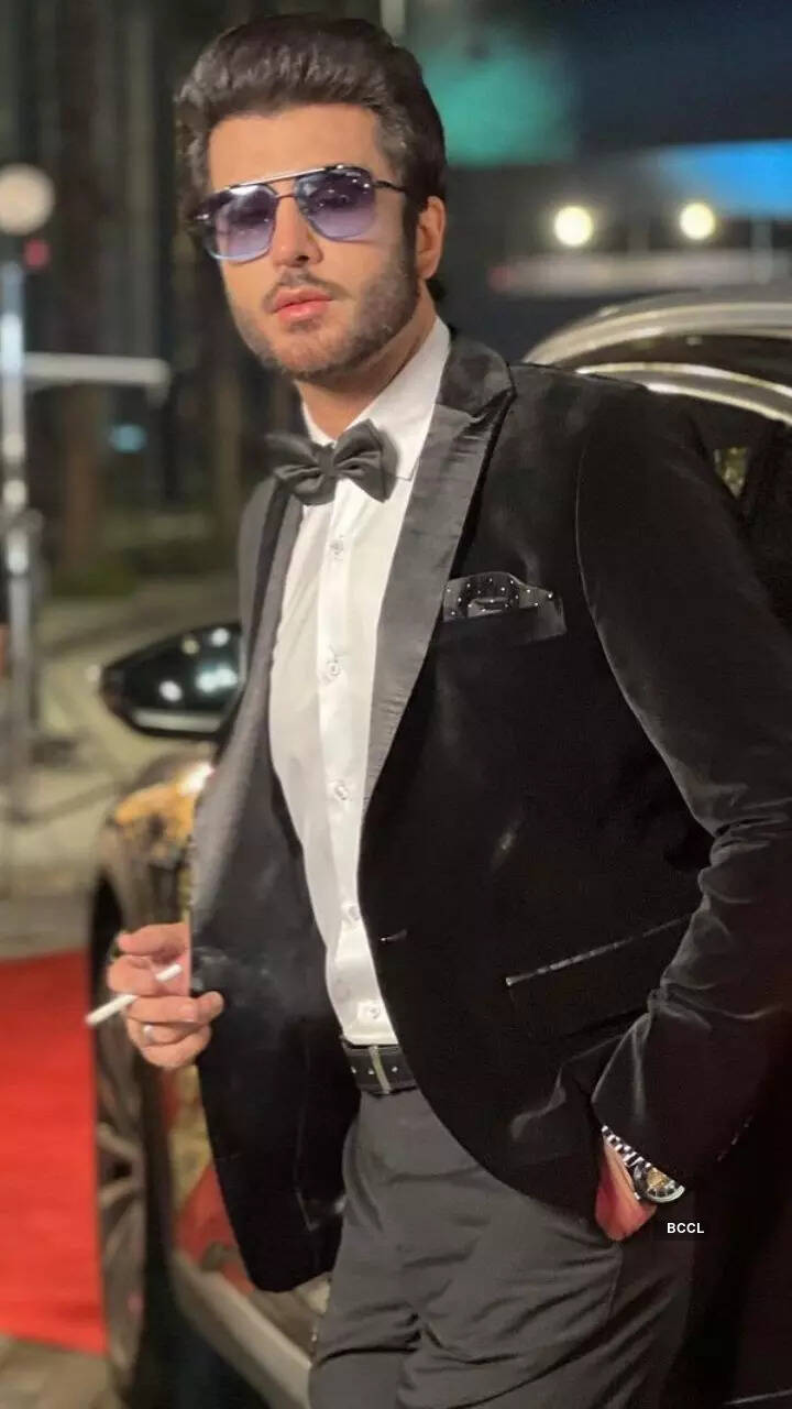 Aleena Abbas Fashion Designer