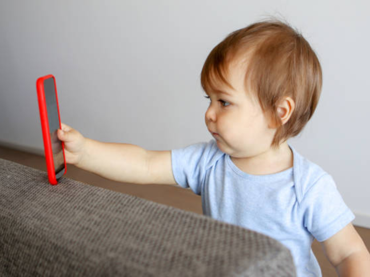 Screen time might delay functional, communication development in ...