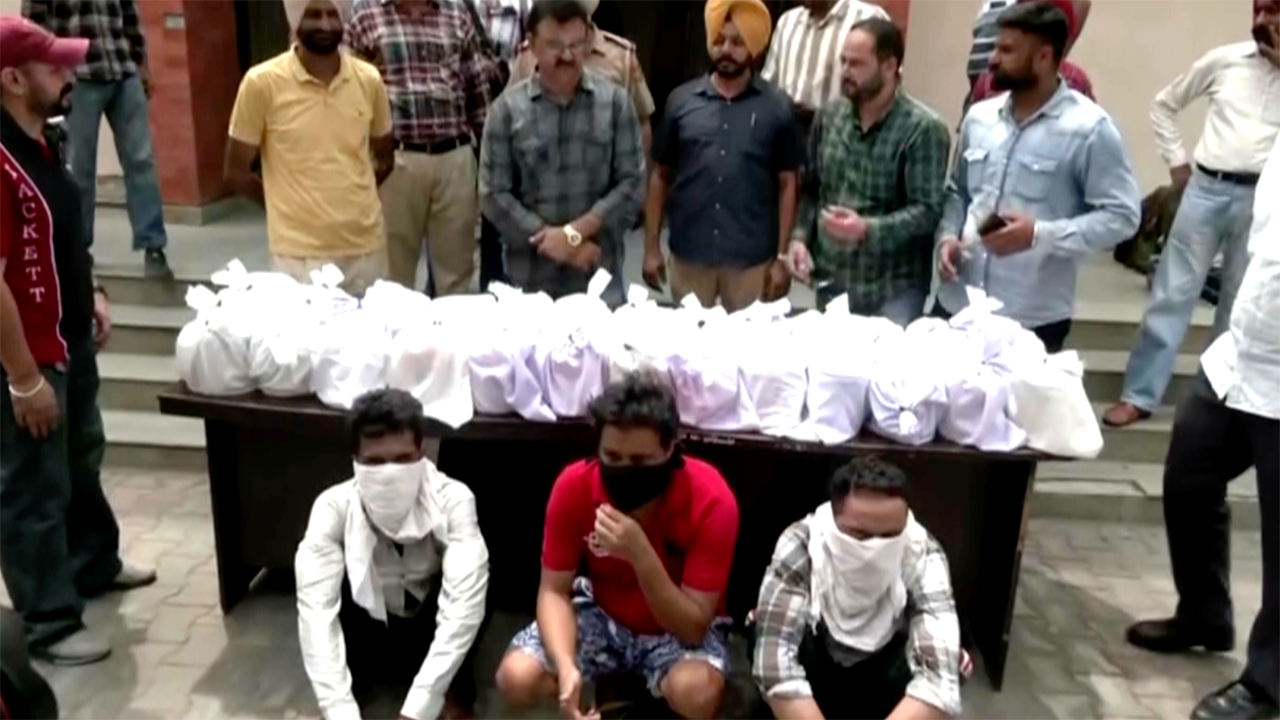 Punjab Police arrests 3 smugglers with 41 kg of heroine