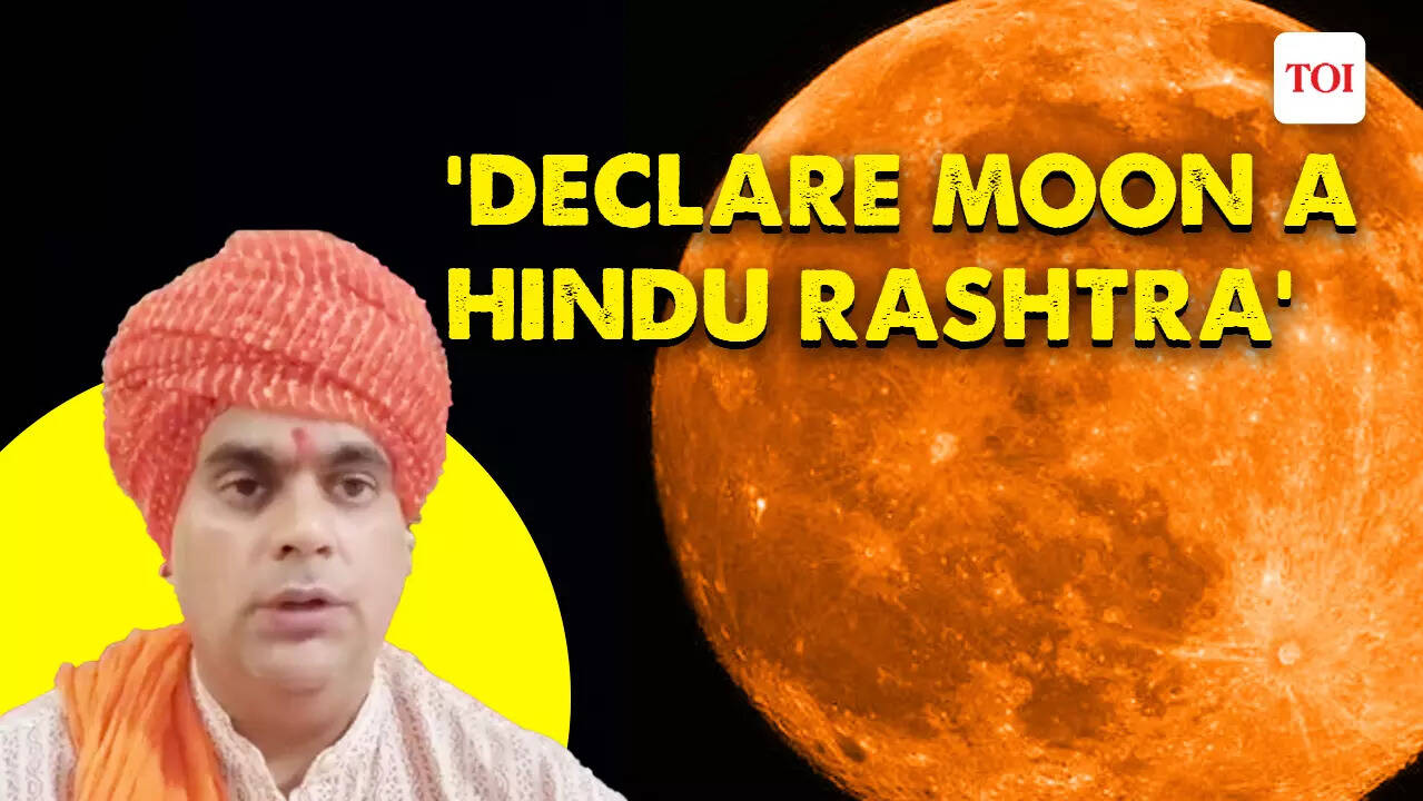 WATCH: 'Declare Moon as Hindu Rashtra': Swami Chakrapani of All India ...