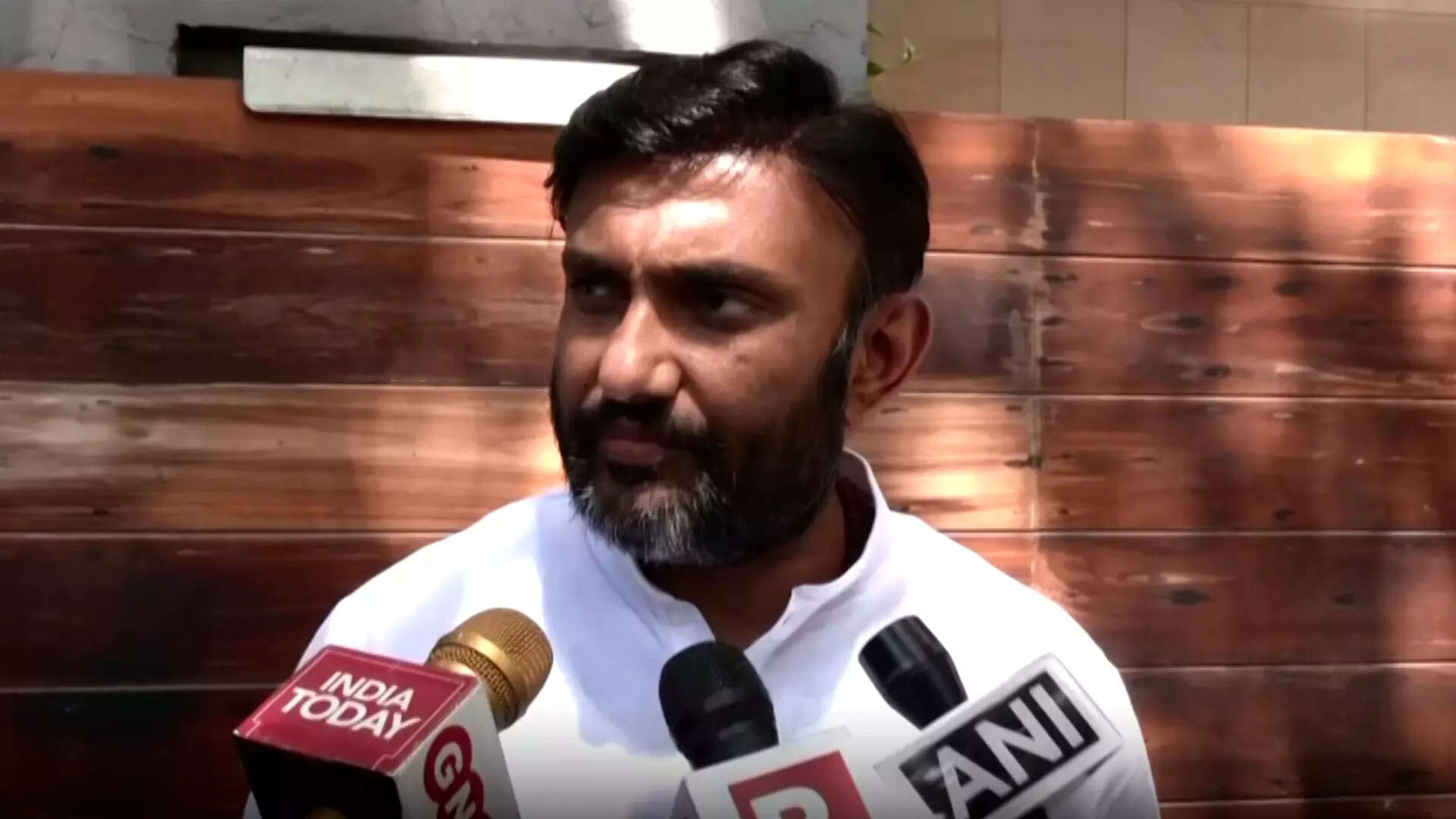 congress: Former Minister Sudhakar demands govt to order Lokayukta ...