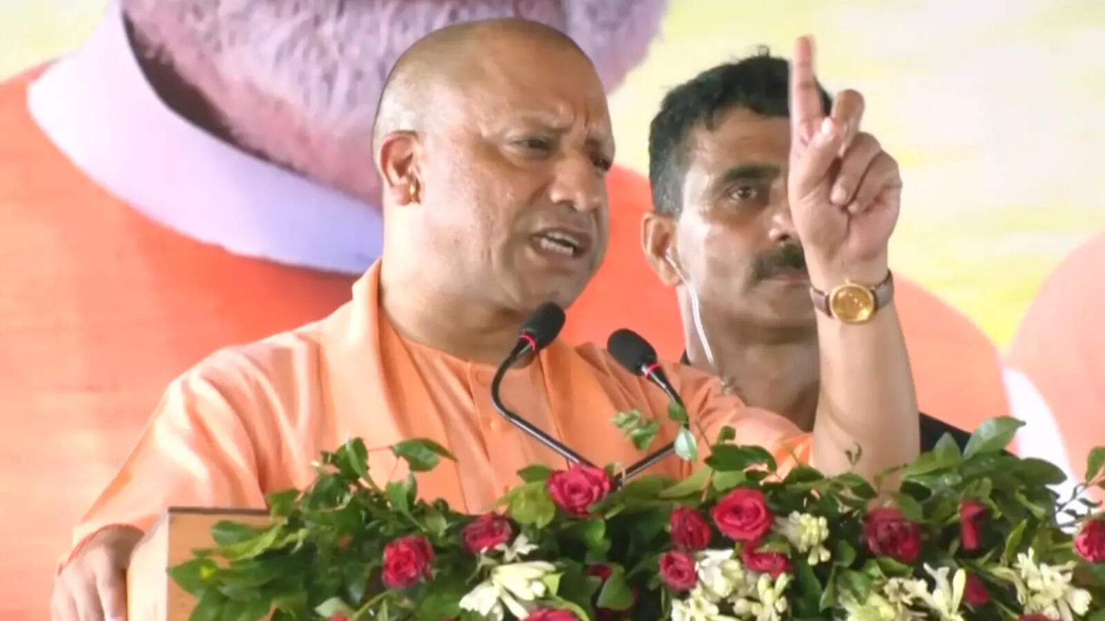 yogi: PM Modi helps the world during crisis: UP CM Yogi Adityanath