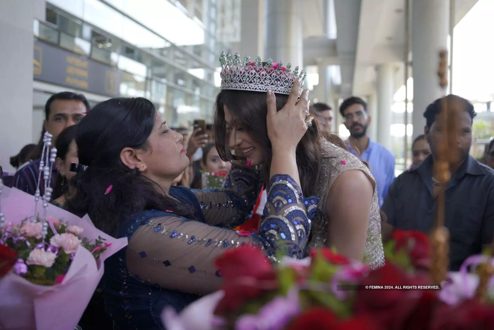 LIVA Miss Diva Universe 2023 Shweta Sharda's Grand Homecoming!
