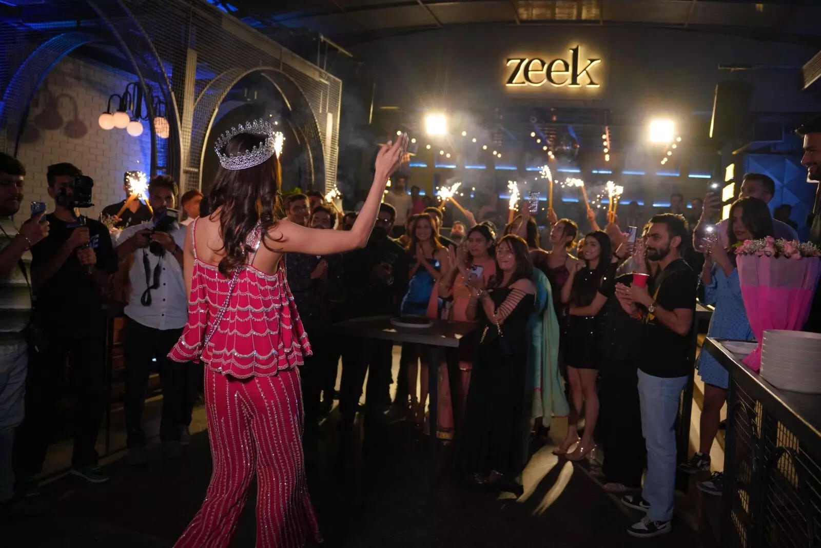 LIVA Miss Diva Universe 2023 Shweta Sharda's Grand Homecoming!