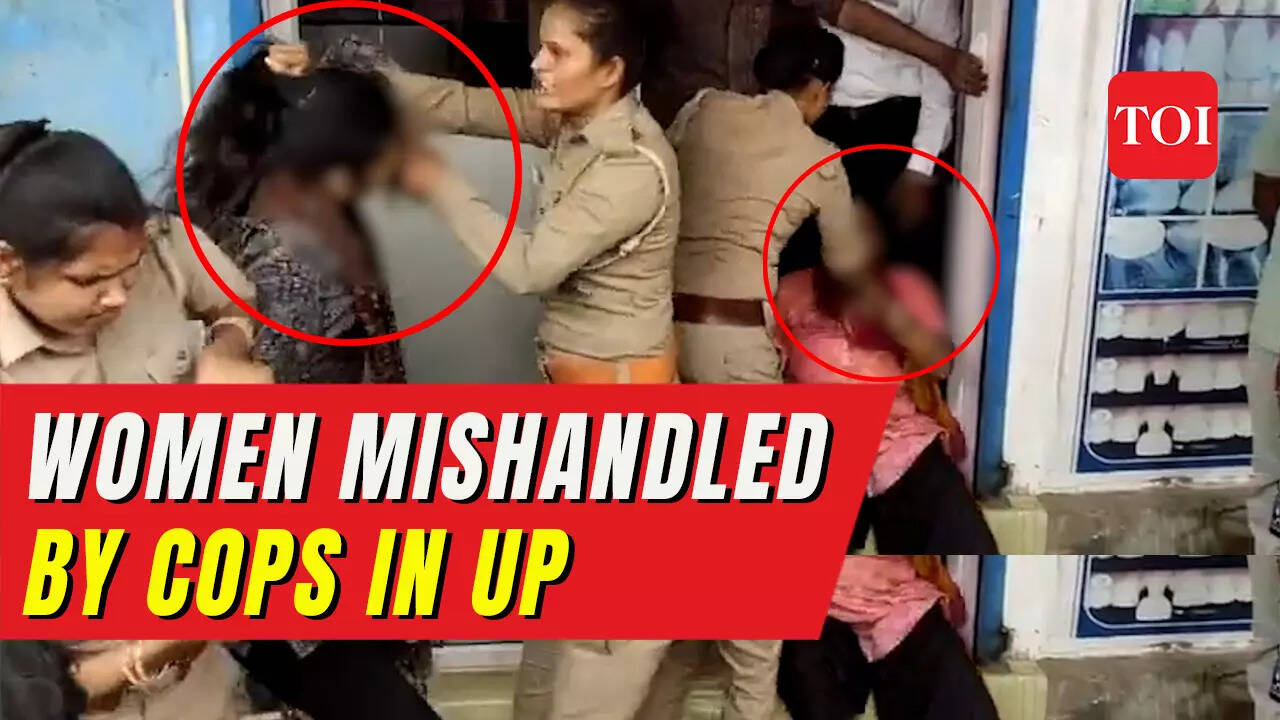 Viral Scuffle Breaks Out Between Cops And Mother Daughter In Ups Lucknow