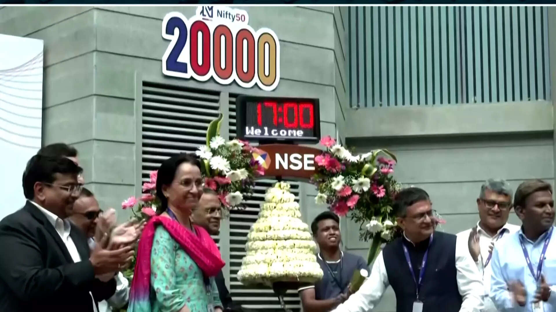 NSE: Mumbai: NSE celebrates as Nifty 50 touches 20,000 mark for first ...