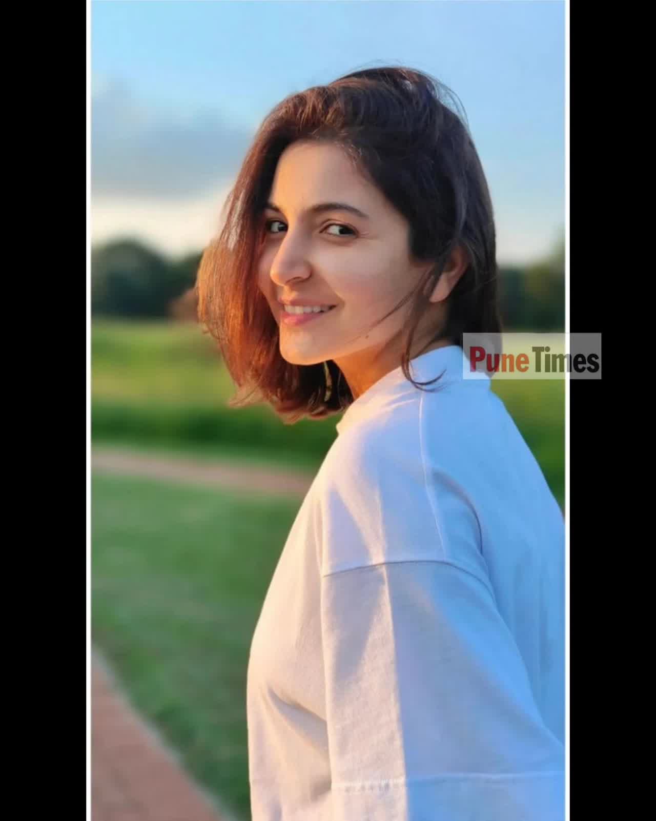 Celebs Love For Golden Hour Clicks