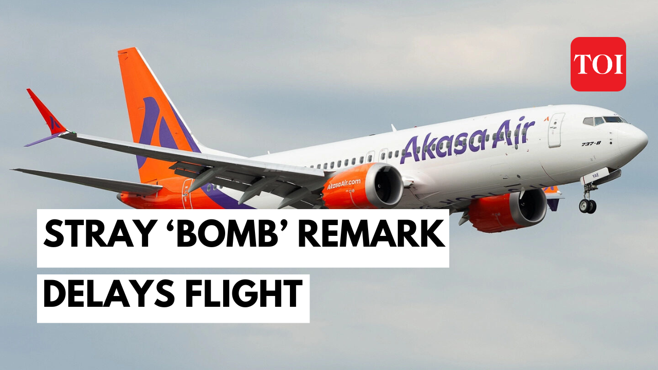 Stray 'bomb' remark by passenger delays Akasa Air's Varanasi-Mumbai ...