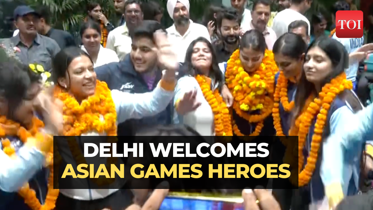 Asian Games 2023: Delhi airport abuzz with celebration as champions ...