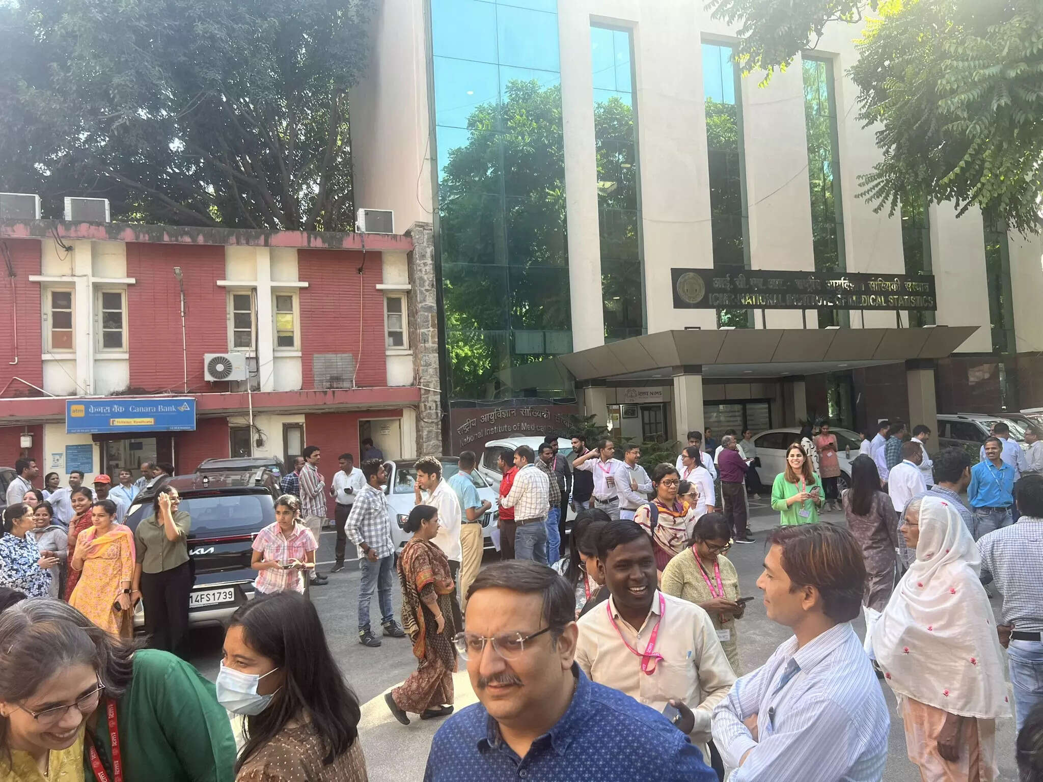 Photos: Panic in Delhi-NCR as earthquake tremors felt