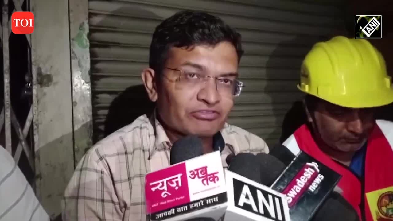 Satna building collapse: Dramatic recovery of trapped labourers amidst ...