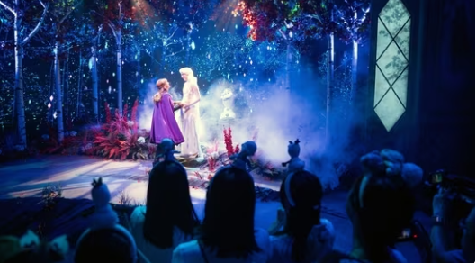 Disney unveils the world’s first-ever Frozen-themed land in Hong Kong ...