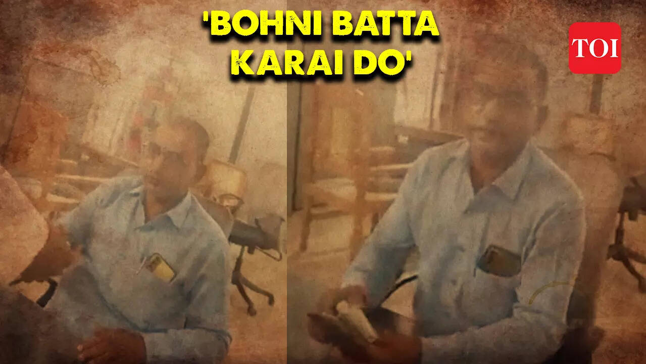 UP: Lekhpal caught taking Rs 50 bribe in Gonda, video goes viral