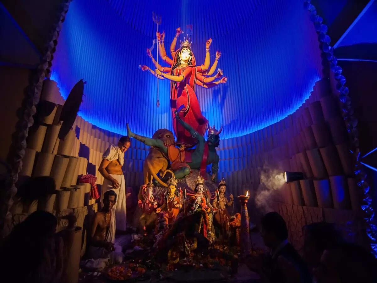 These Durga Puja pandals in Kolkata are not to be missed this year ...