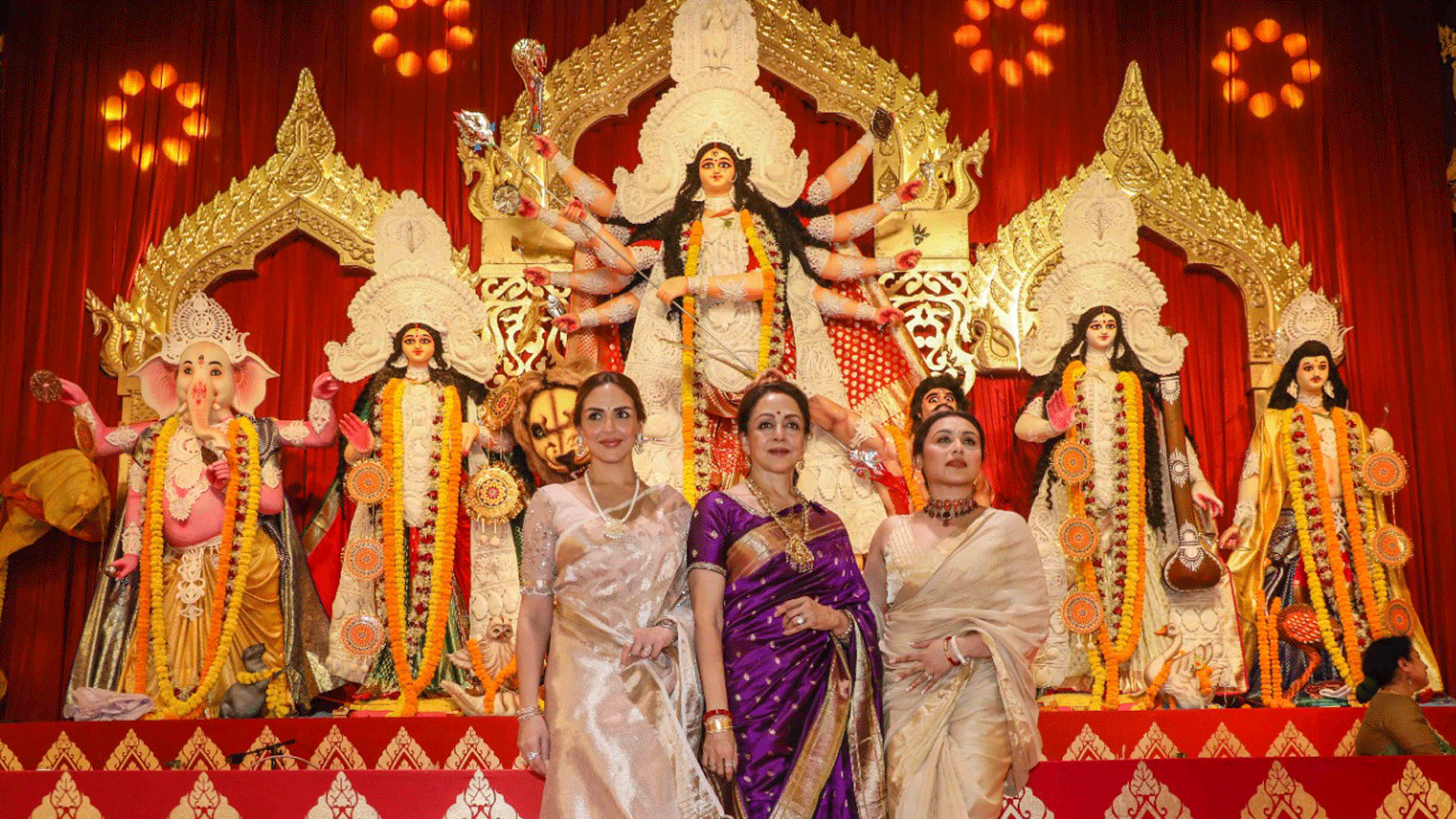 Kajol, Rani Mukerji, Tanishaa Mukerji attend North Bombay Sarbojanin ...