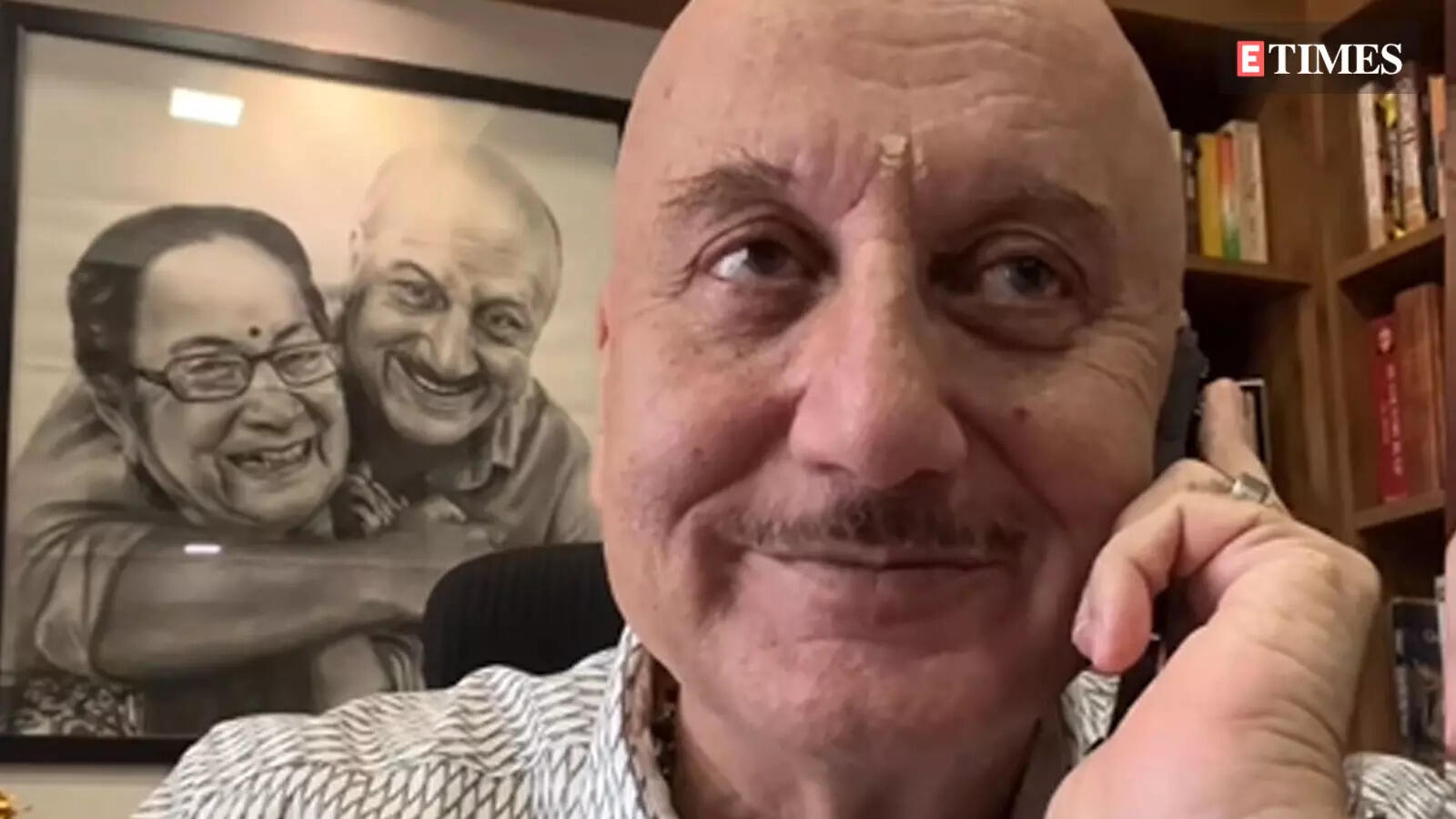 'Love them': Anupam Kher asks fans to respect their parents; Rakesh ...