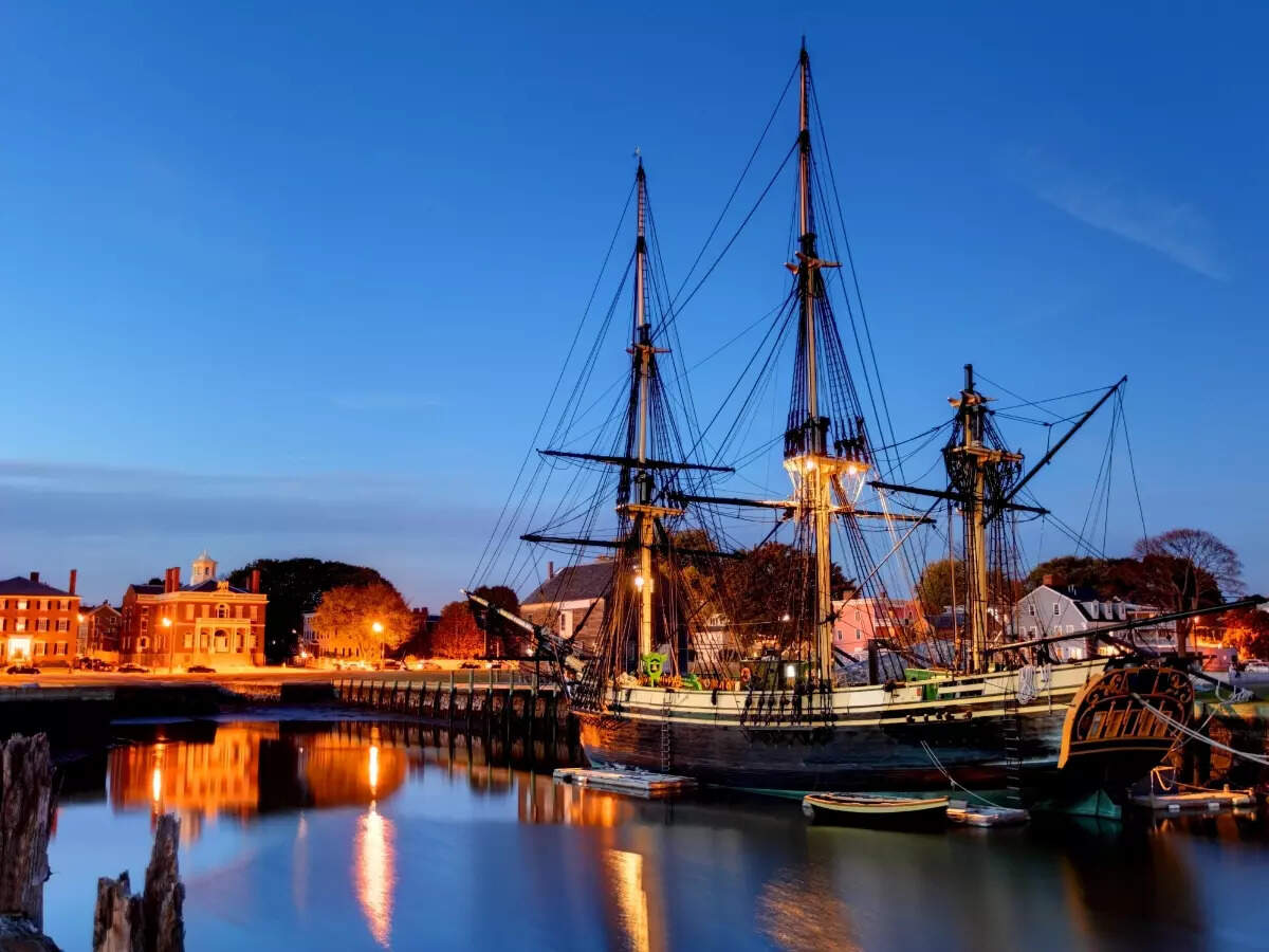 Spooky Tales: Stories of witchcraft, witch-hunt, hysteria and more from ...