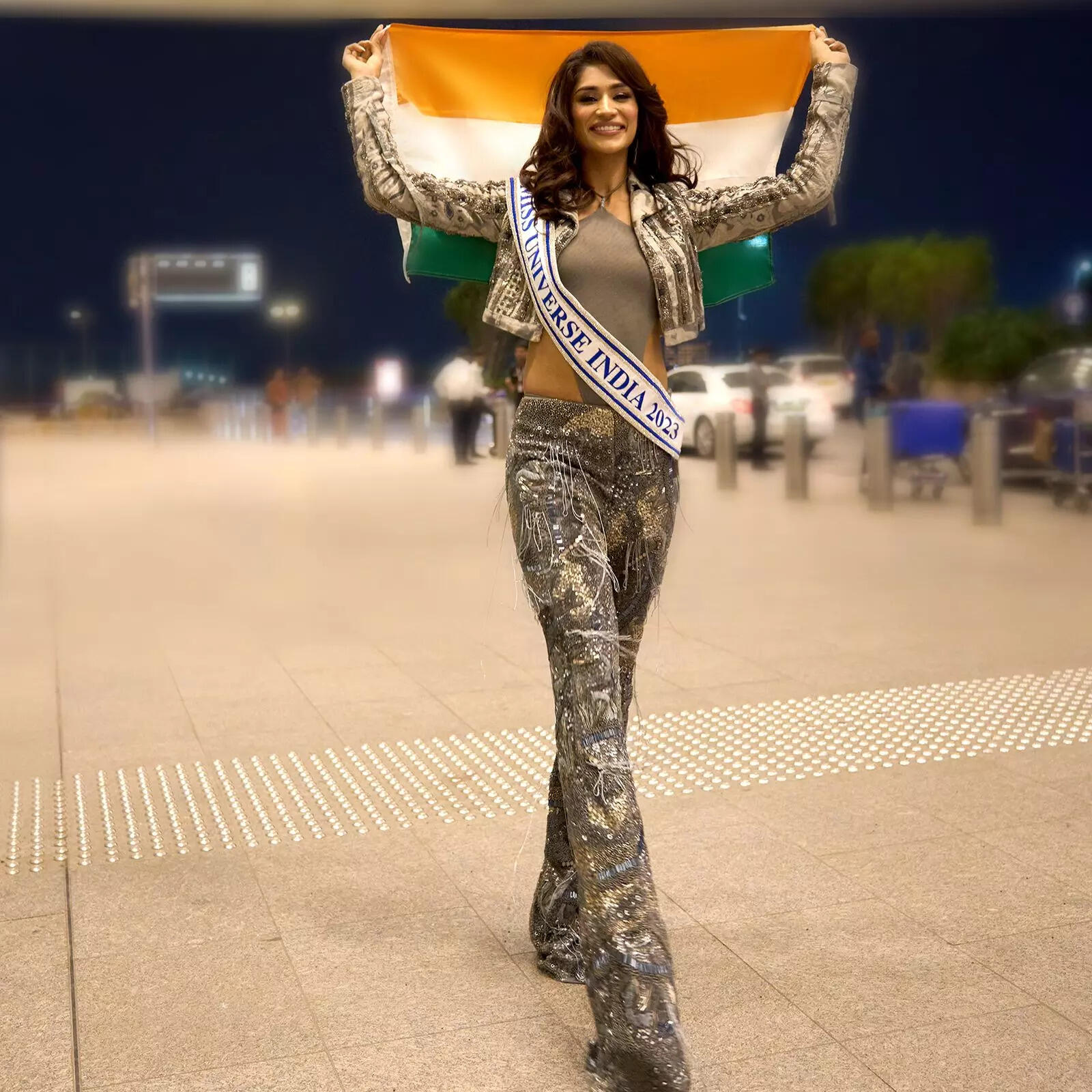 Shweta Sharda jets off for El Salvador to represent India at Miss ...