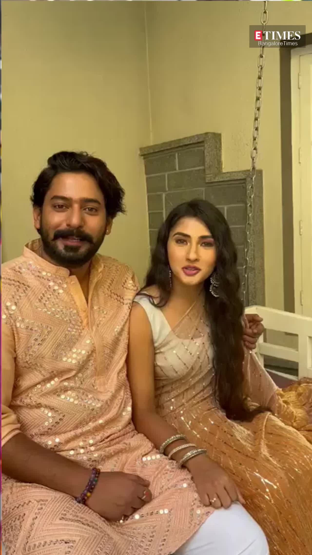 Prajwal Devaraj and Ragini share Deepavali wishes to everyone