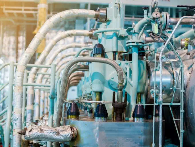 Explore 10 Marine engineering colleges for a dynamic maritime career