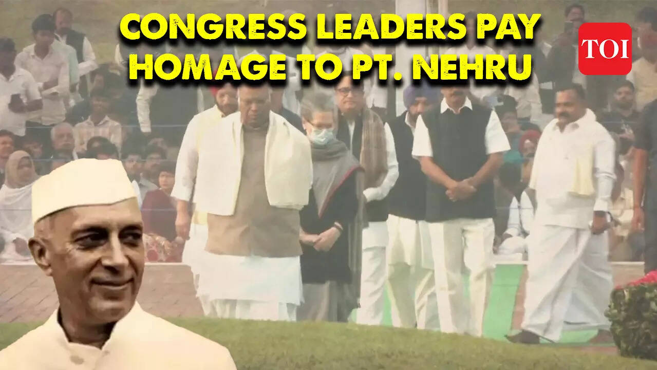 Pandit Nehru birth anniversary: Congress leaders pay floral tribute to ...