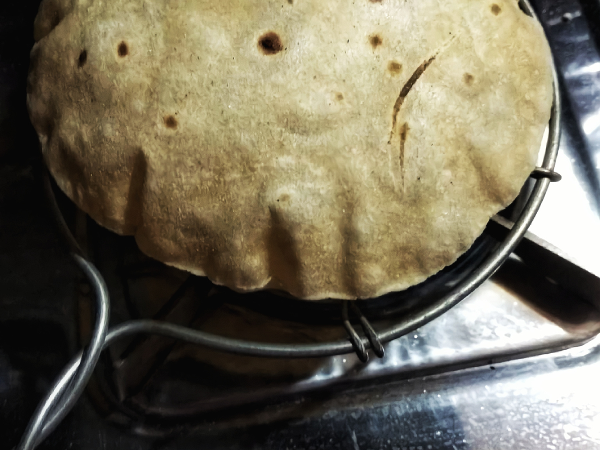 Ragi vs Jowar Vs Wheat Roti: Which is the healthiest?