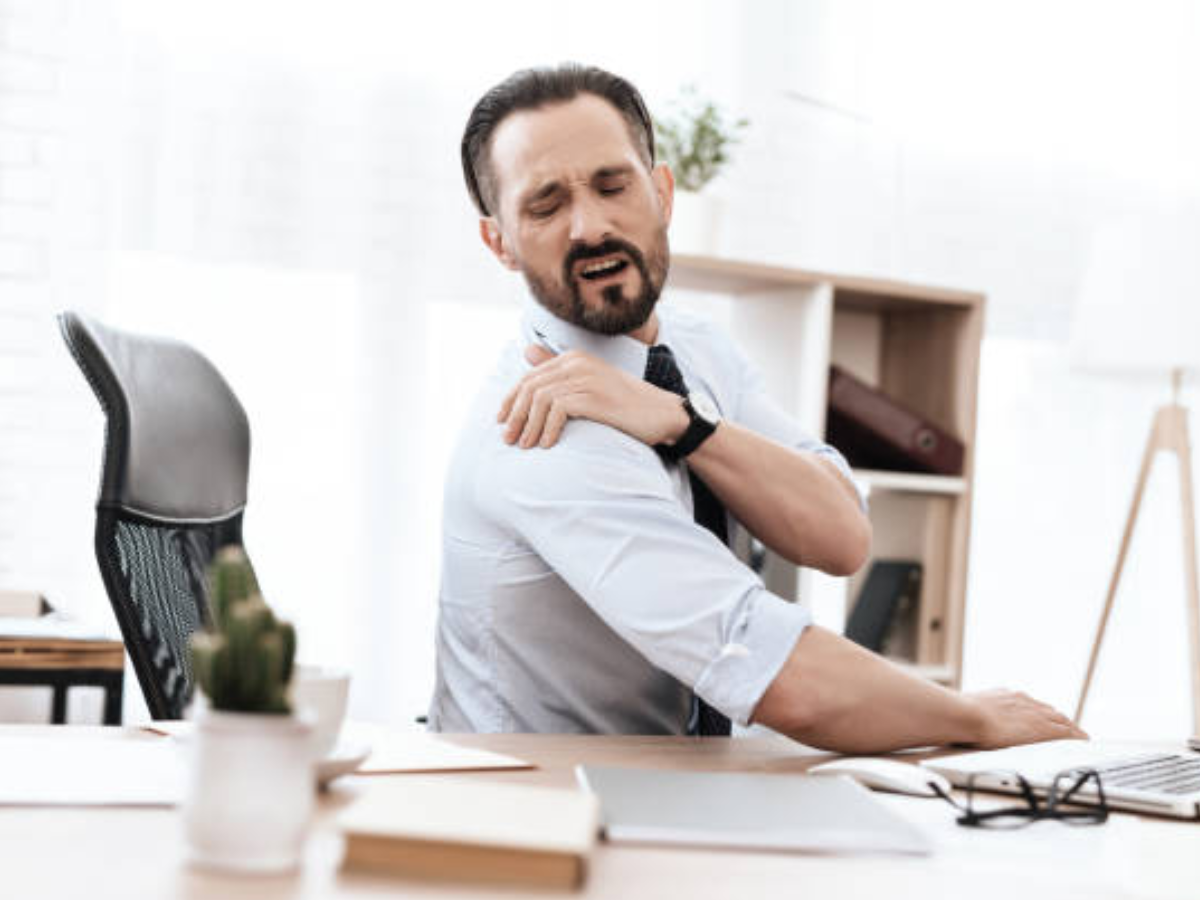 Stretch away shoulder freeze with 5 simple daily exercises