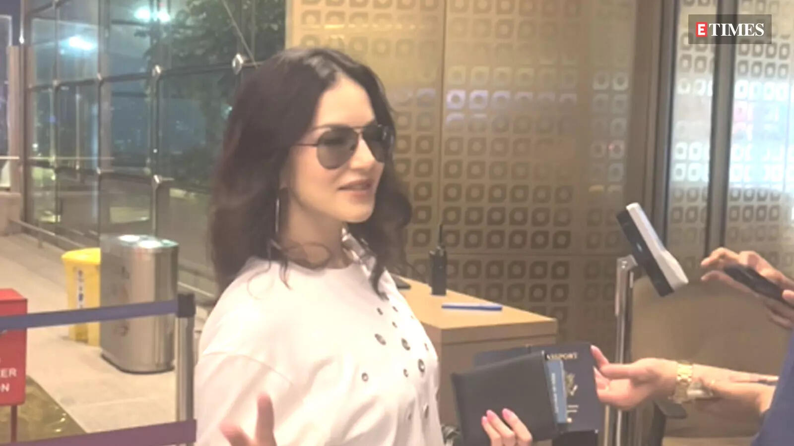 ‘Mera brand hai’, says Sunny Leone as paps praise her shoes