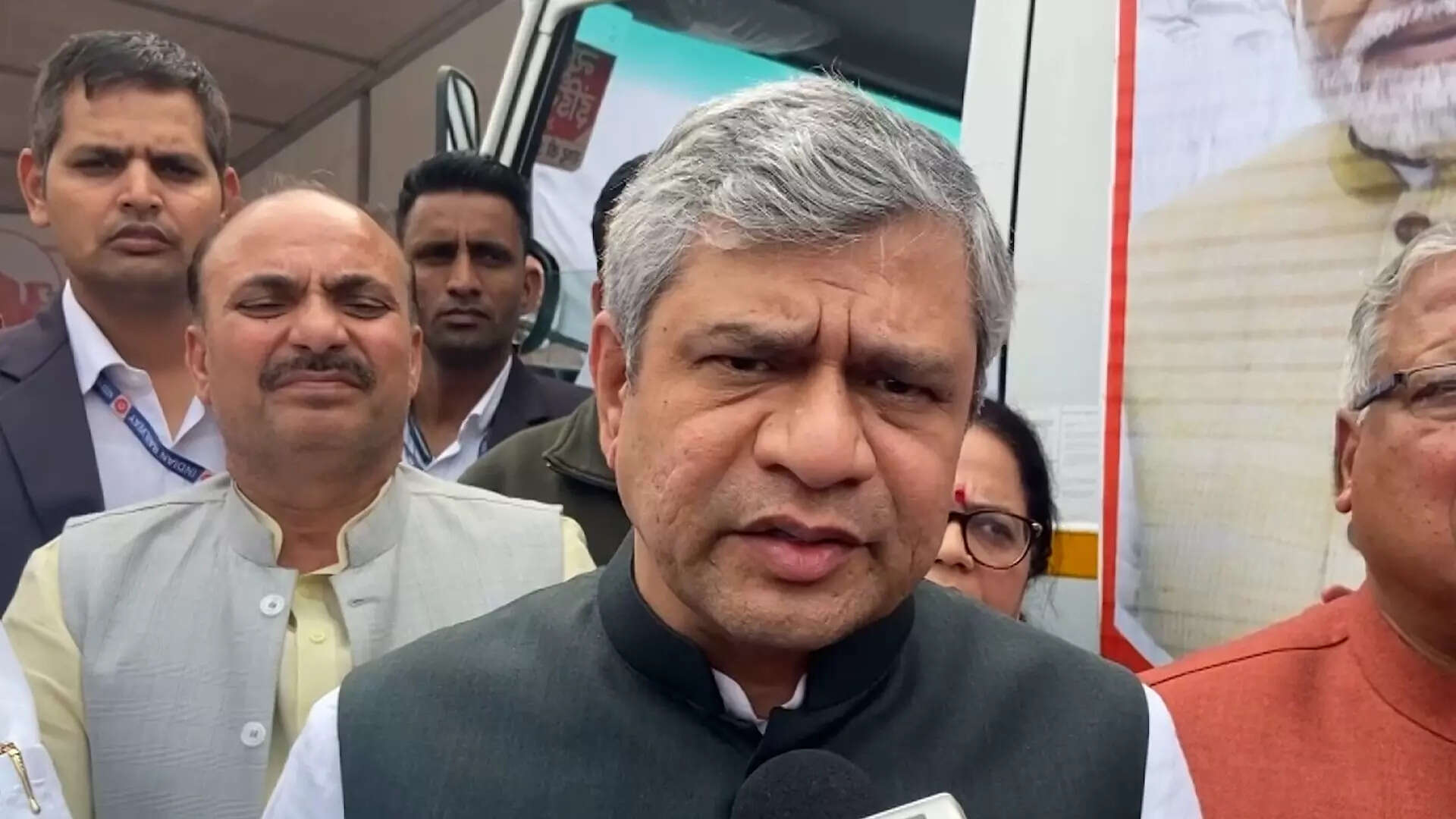 Prayagraj: New train will start soon from Meerut to Lucknow, Prayagraj ...