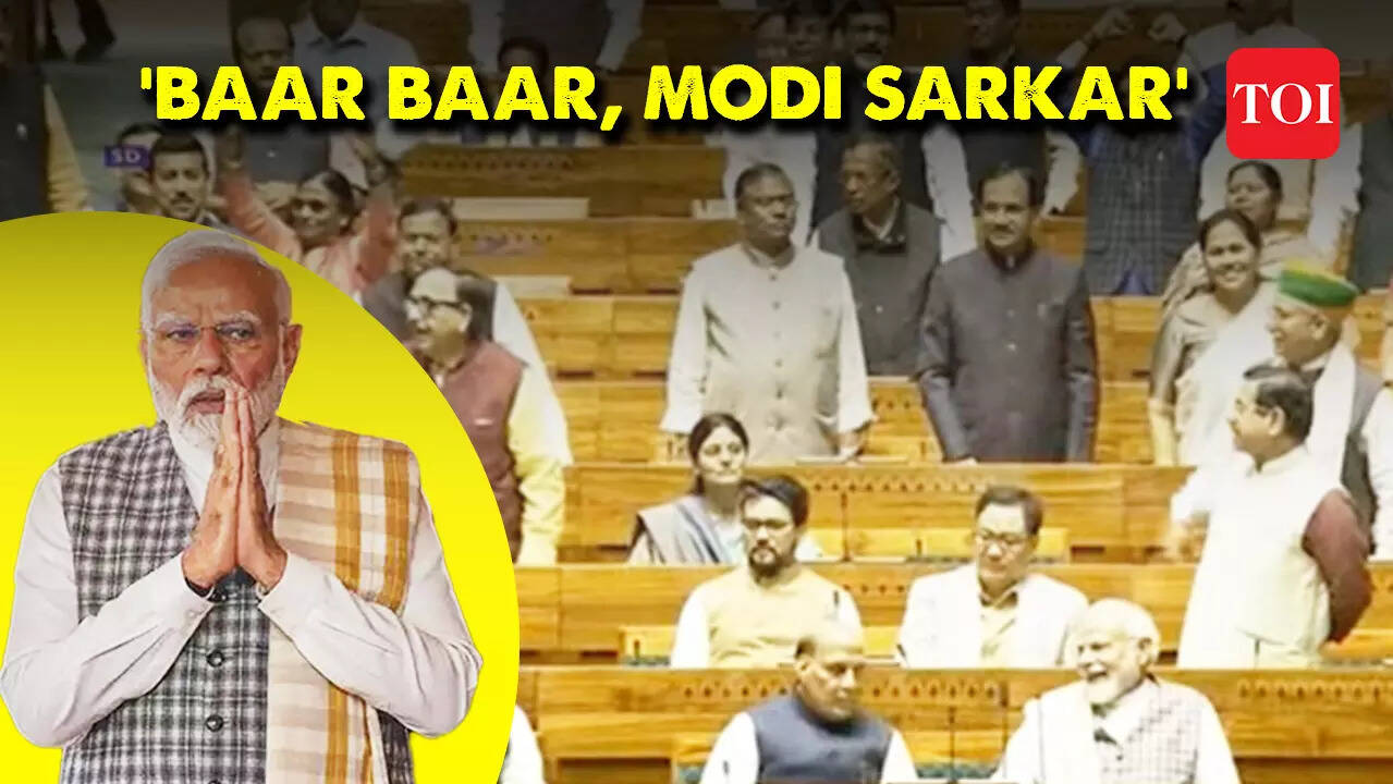 PM Modi gets rousing welcome in Lok Sabha, BJP MPs chant 'Baar baar, Modi sarkar'