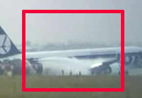 Caught on cam: Plane lands without wheels in Warsaw