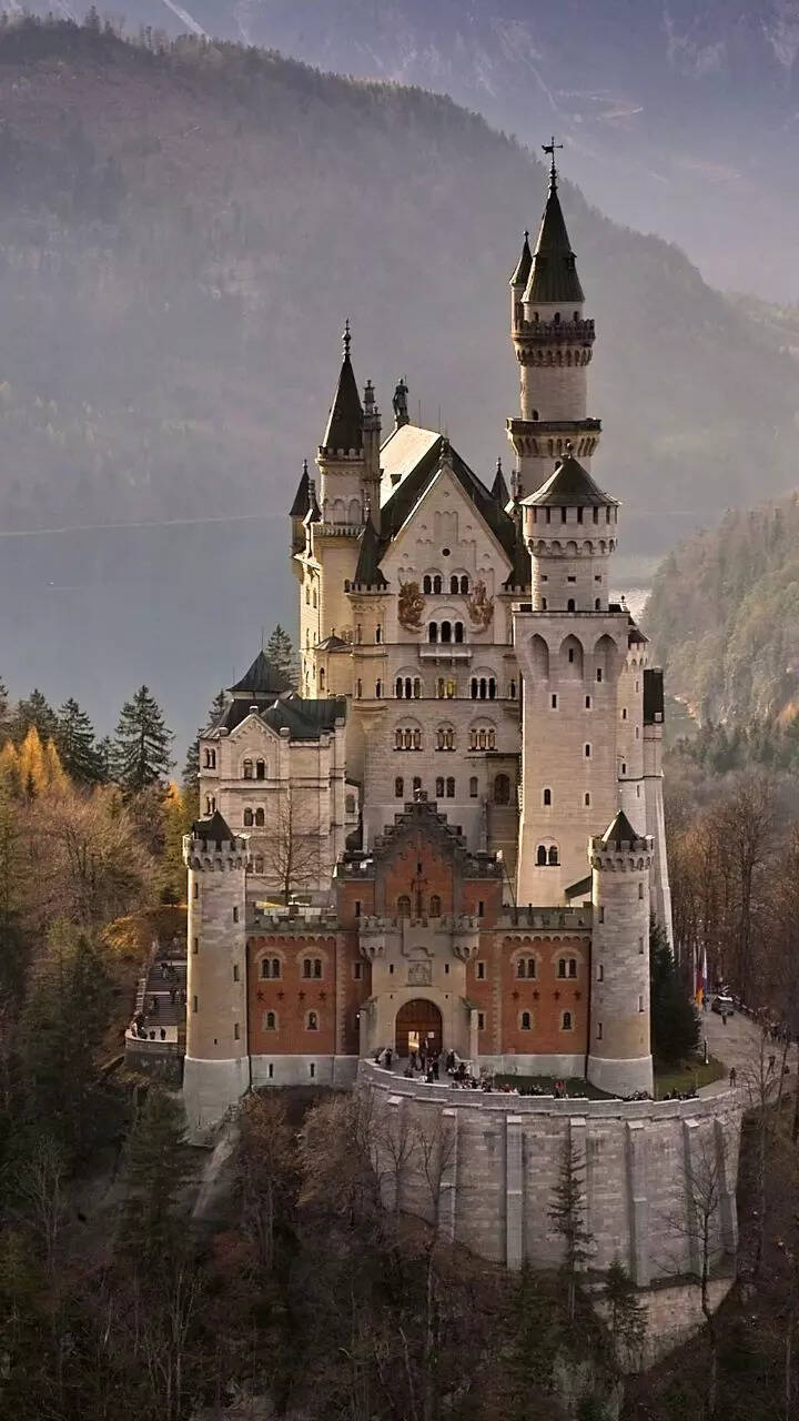 Worlds Most Haunted Castles Ten Of The Most Haunted Castles In The