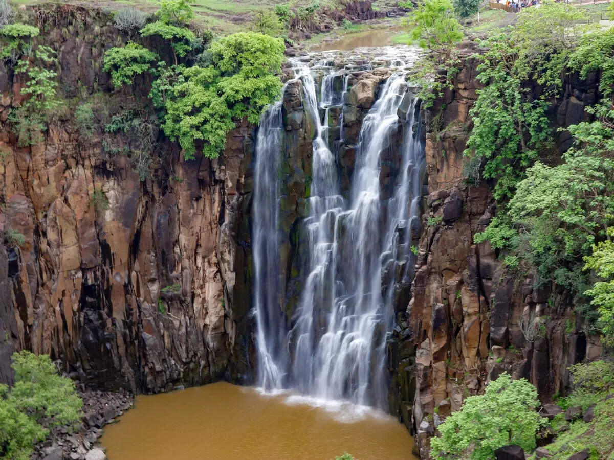 Madhya Pradesh: The splendour of Patalpani Falls, Indore - Times of ...