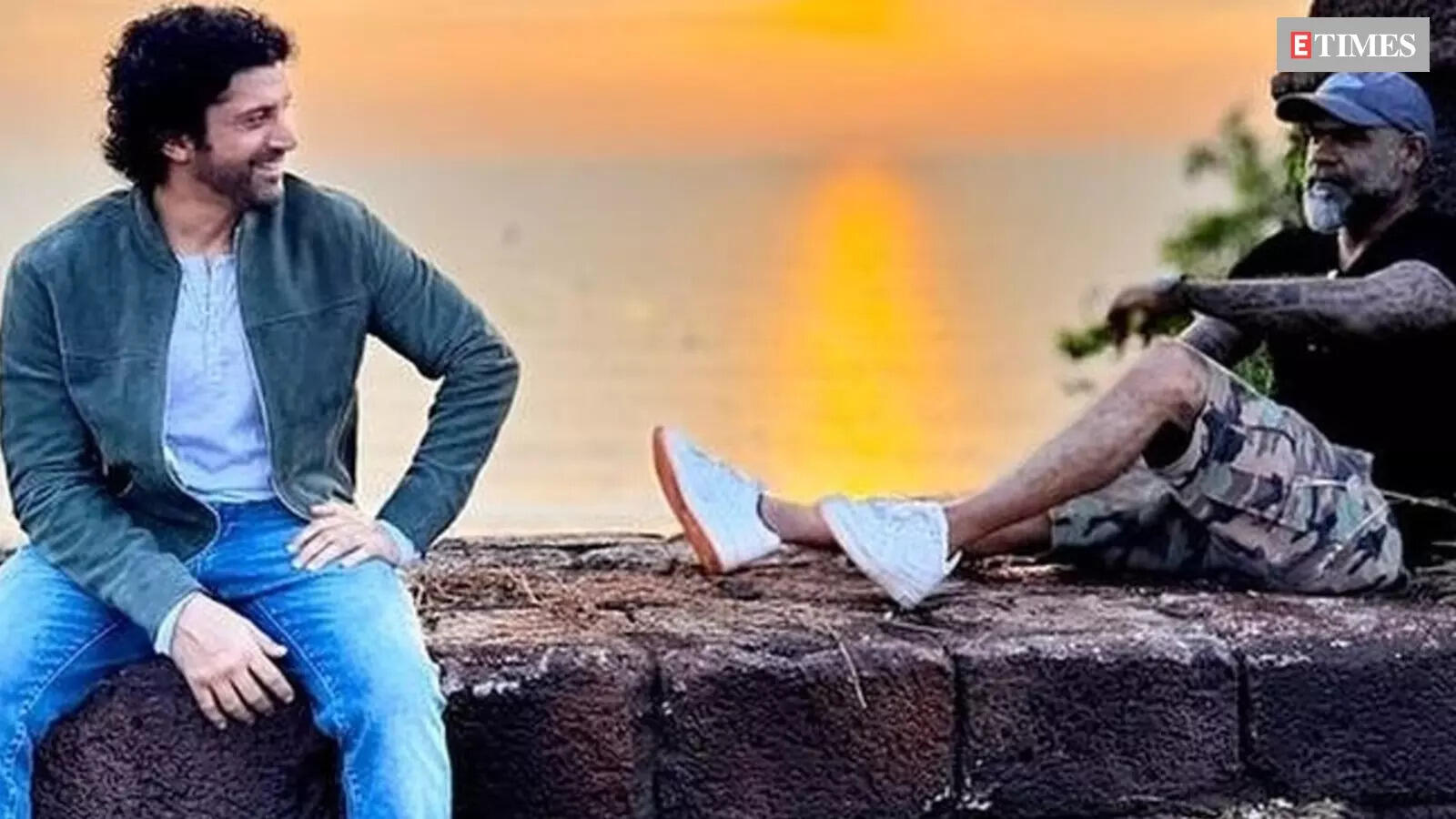Farhan Akhtar gets nostalgic as he visits this 'Dil Chahta Hai ...
