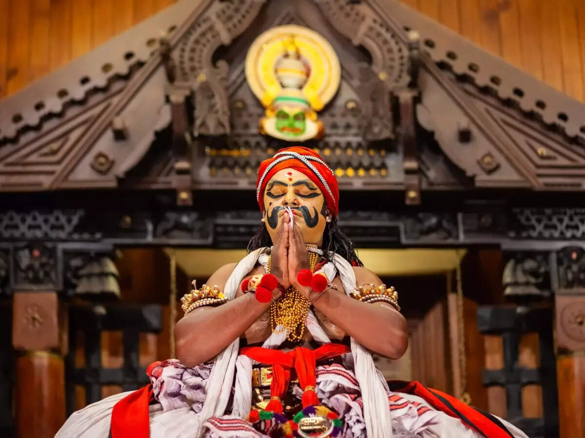 Year-end celebrations in Kerala: The vibrant Cochin Carnival, Kochi ...